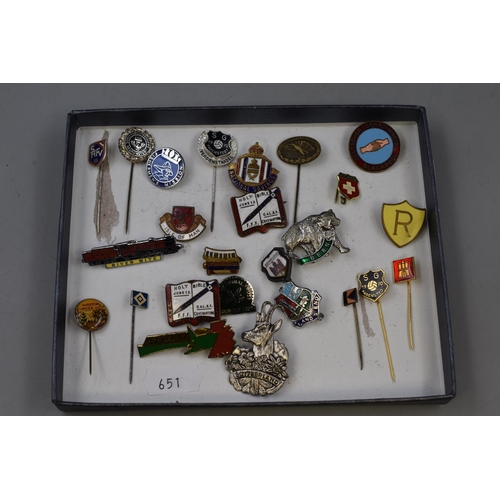 Interesting Mixed Lot of Vintage Pin Badges to include Enamel