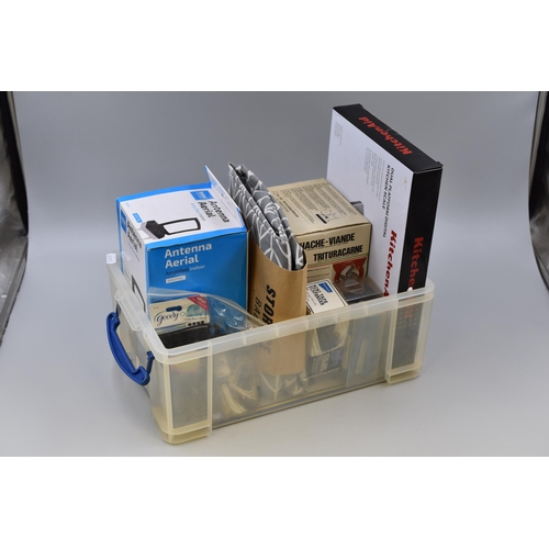 Nice Quality Mixed Lot of New and As New Boxed Items to include Indoor ...