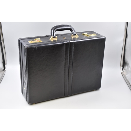 A Leather Number Combination Business Briefcase