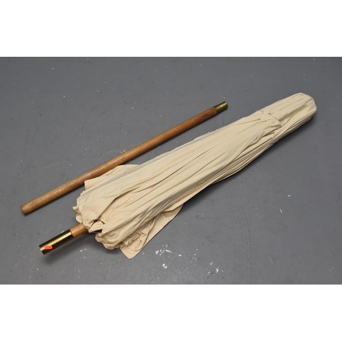 Fine Quality Boxed Garden parasol complete with Dust Cover and Lower ...