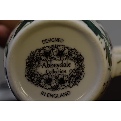 Hedgerow from the Abbeydale Collection Mug and Jug Set (8 Pieces)