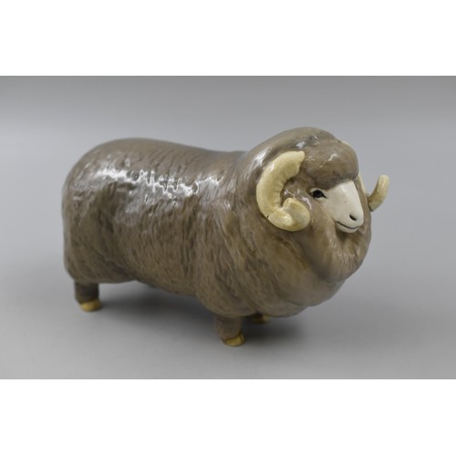 Rare Beswick Merino Ram Number 1917 issued in 1964 to 1967 4.5" tall