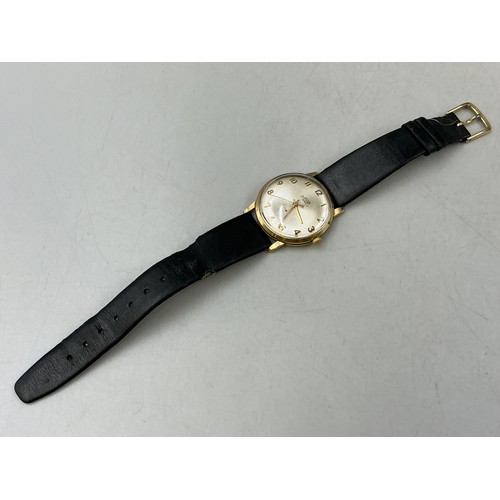 A 9ct Gold Cased Swiss Uno 17 Jewels Mechanical Gents Watch, With ...