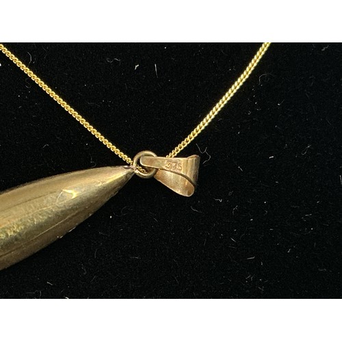 Gold 375 (9ct) Pendant Necklace Complete with Presentation Box