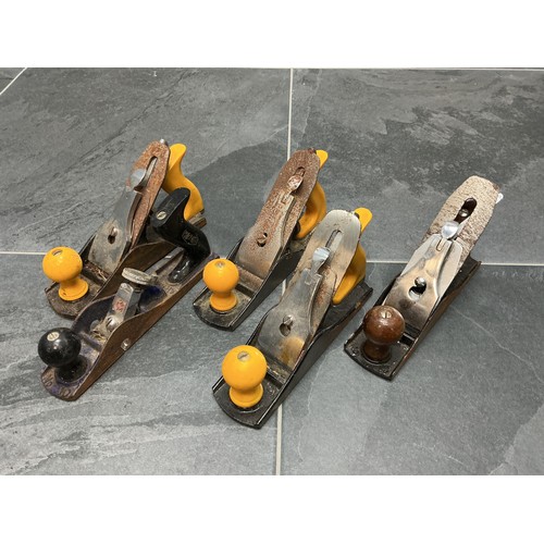 Five Woodworking Planes - Includes No 4 x4, And Paramo Planemaster No 10