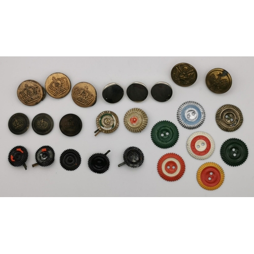 A selection of Imperial & WWII German buttons & cockades.