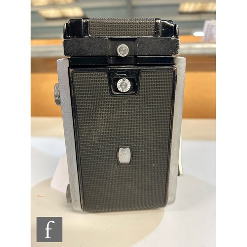 A Mamiya C3 camera, Twin-lens reflex medium format camera, with Mamiya ...