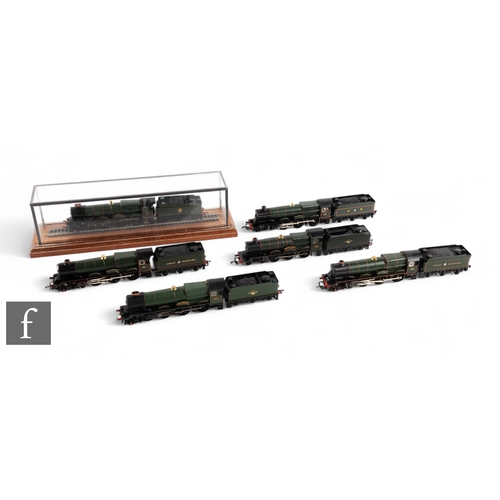 A group of five Hornby OO gauge locomotives, 6018 'King Henry VI', 7028 ...
