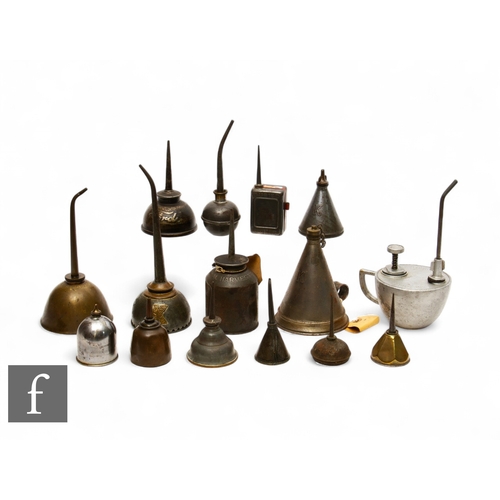 A Spar Oeler 'Triumph' oil filler can, a Minternat oil can, a Kaye's ...