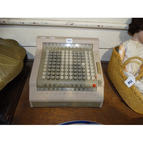 A Vintage Comptometer Model 993s