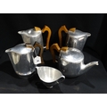 A Qty Of Picquot Ware Service Ware (5)