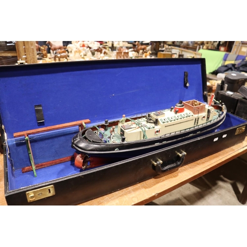 A Late 20thc Scale Model Trawler