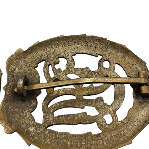 A WWII GERMAN DRA SPORTS BADGE, NUMBER DRGM 35269, ERNST L. MULLER ...