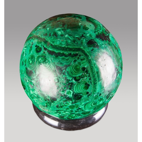 A LARGE MALACHITE SPHERE. 1.8kg. Size excluding base (h 10cm)