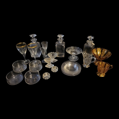 A COLLECTION OF LATE GEORGIAN/EARLY VICTORIAN GLASSWARE Consisting of ...