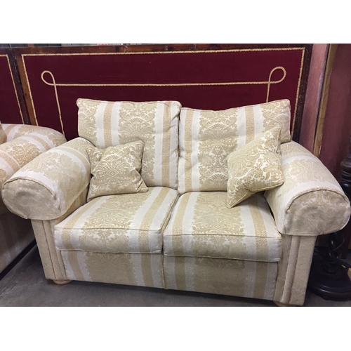 DURESTA HAND MADE IN NOTTINGHAM 4 SEATER SETTEE, 3 SEATER CHESTERFIELD ...