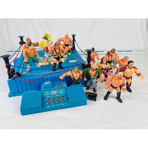 WWF wrestling ring and wrestling figures from 1990's