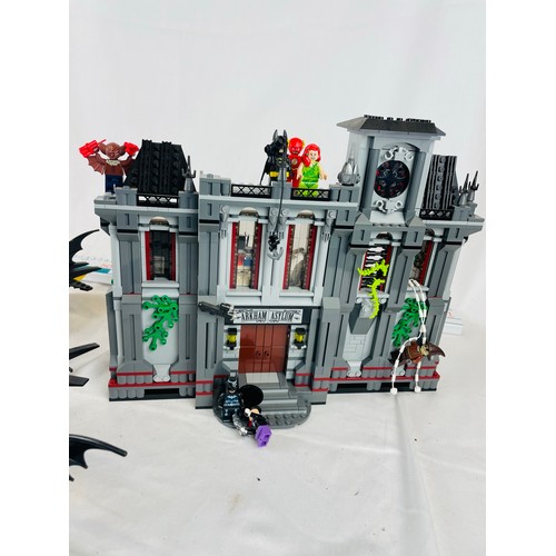 Batman Arkham Asylum Lego set and figures