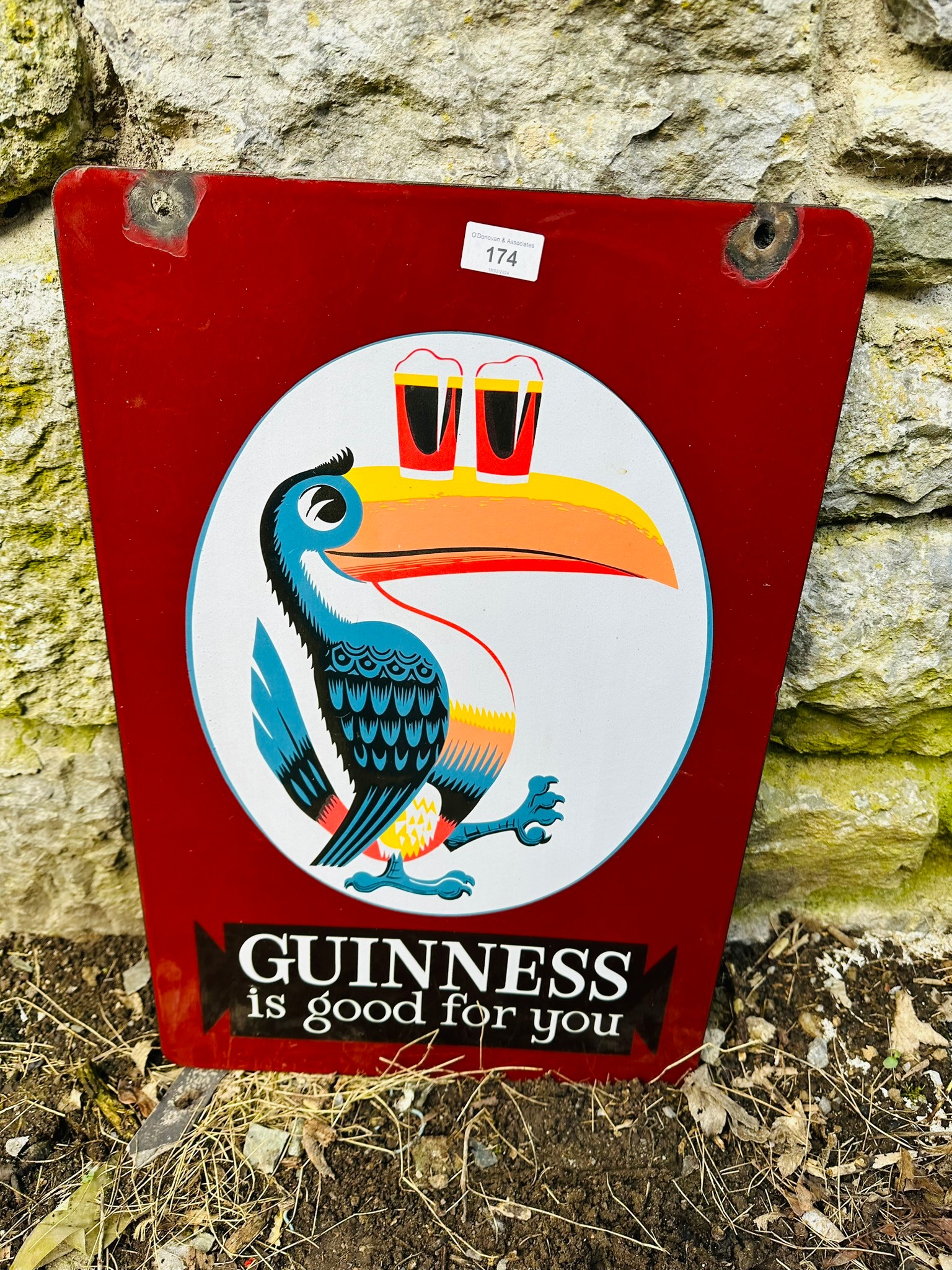 ORIGINAL DOUBLE SIDED GUINNESS TOUCAN SIGN. BOTH SIDES IN VERY GOOD ...
