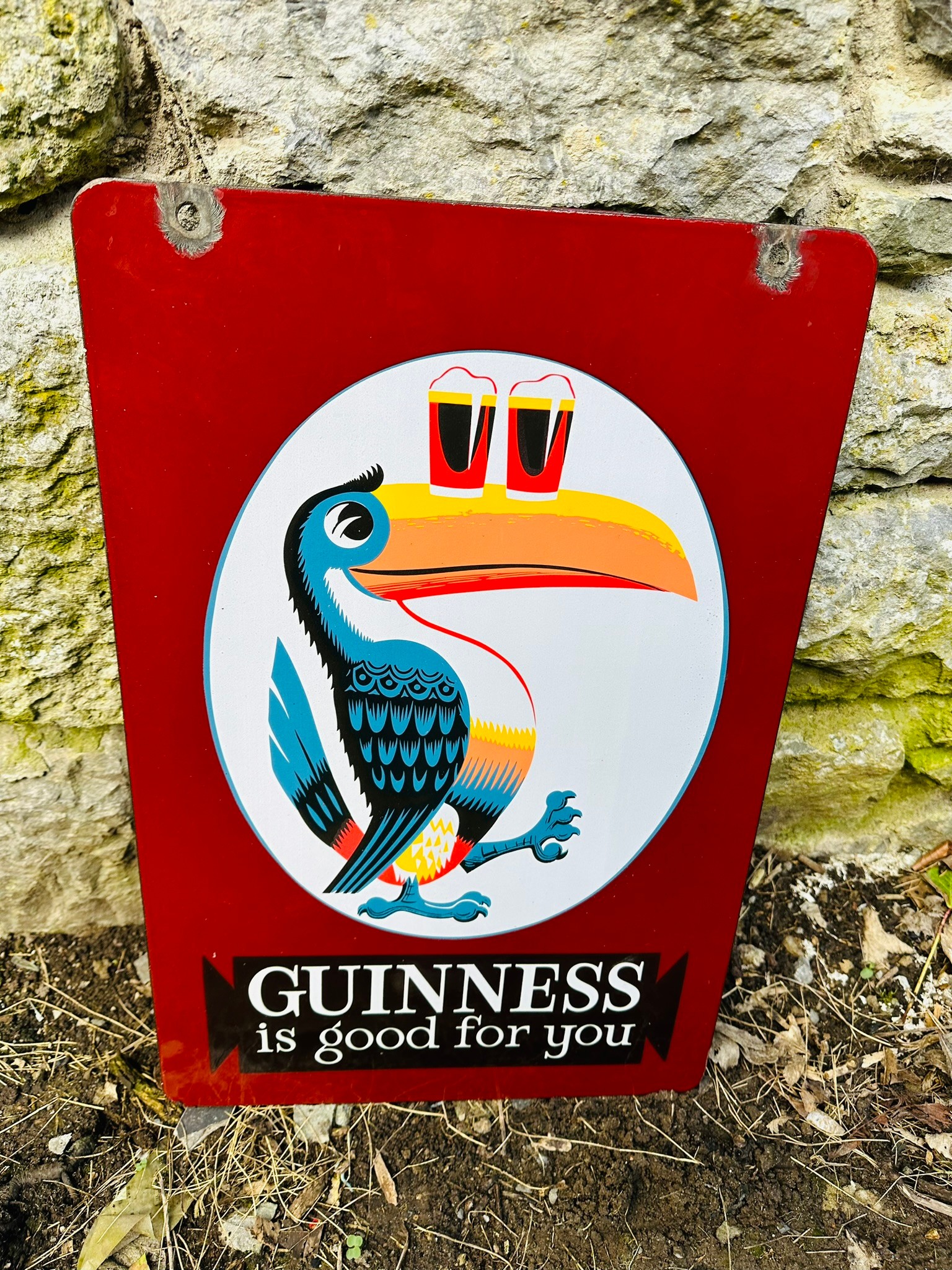 ORIGINAL DOUBLE SIDED GUINNESS TOUCAN SIGN. BOTH SIDES IN VERY GOOD ...