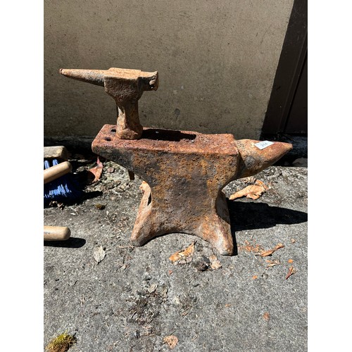 2 anvils