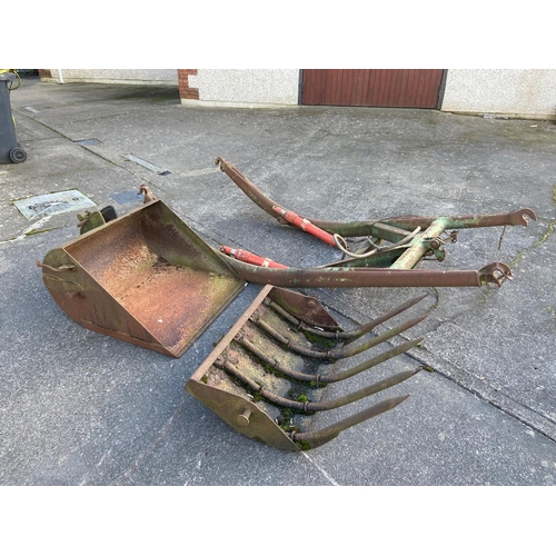 Deutz D25 Tractor. 1959. Twin cylinder air cooled engine. C/w original ...