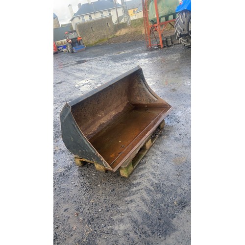 Quicke bucket 5ft, euro brackets