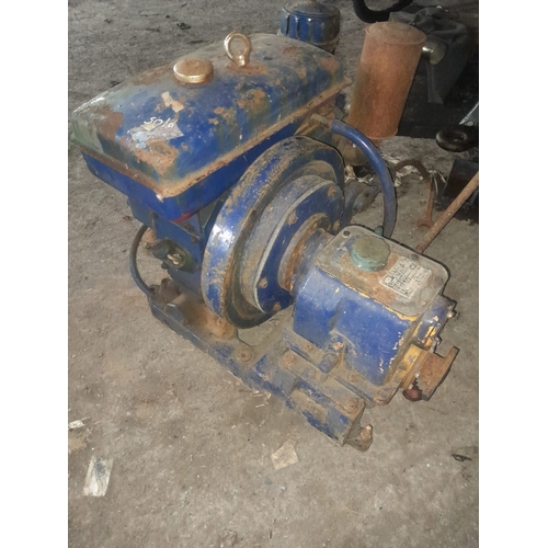 Diesel single cylinder water cooled engine with forward and reverse ...