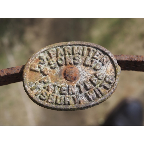 P.J. Parmiter & Sons Ltd turnip lifter