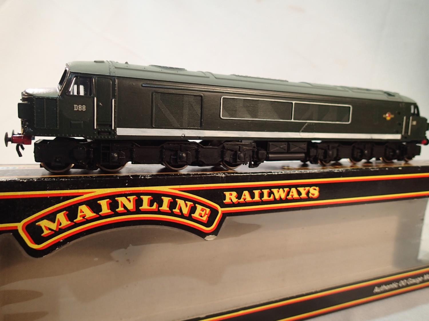 Mainline class 45 diesel, re-finished in green, late crest, D88, good ...