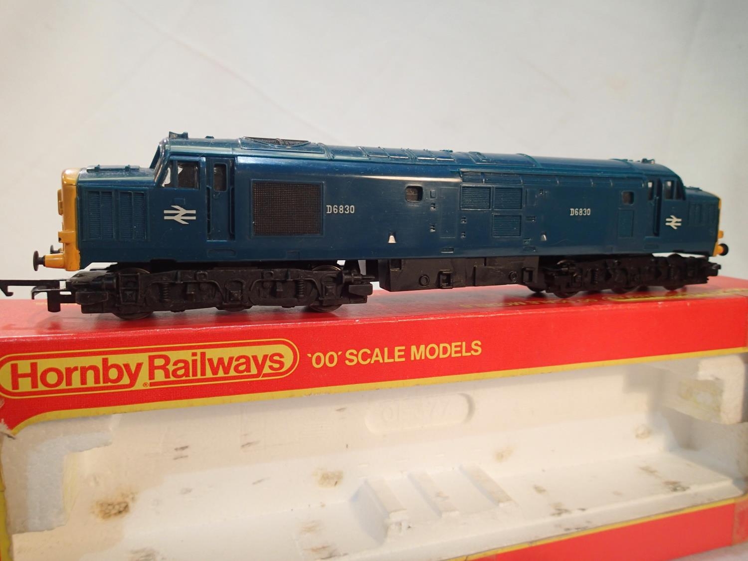Hornby R751, class 37 diesel, D6830, blue, very good condition, box is ...