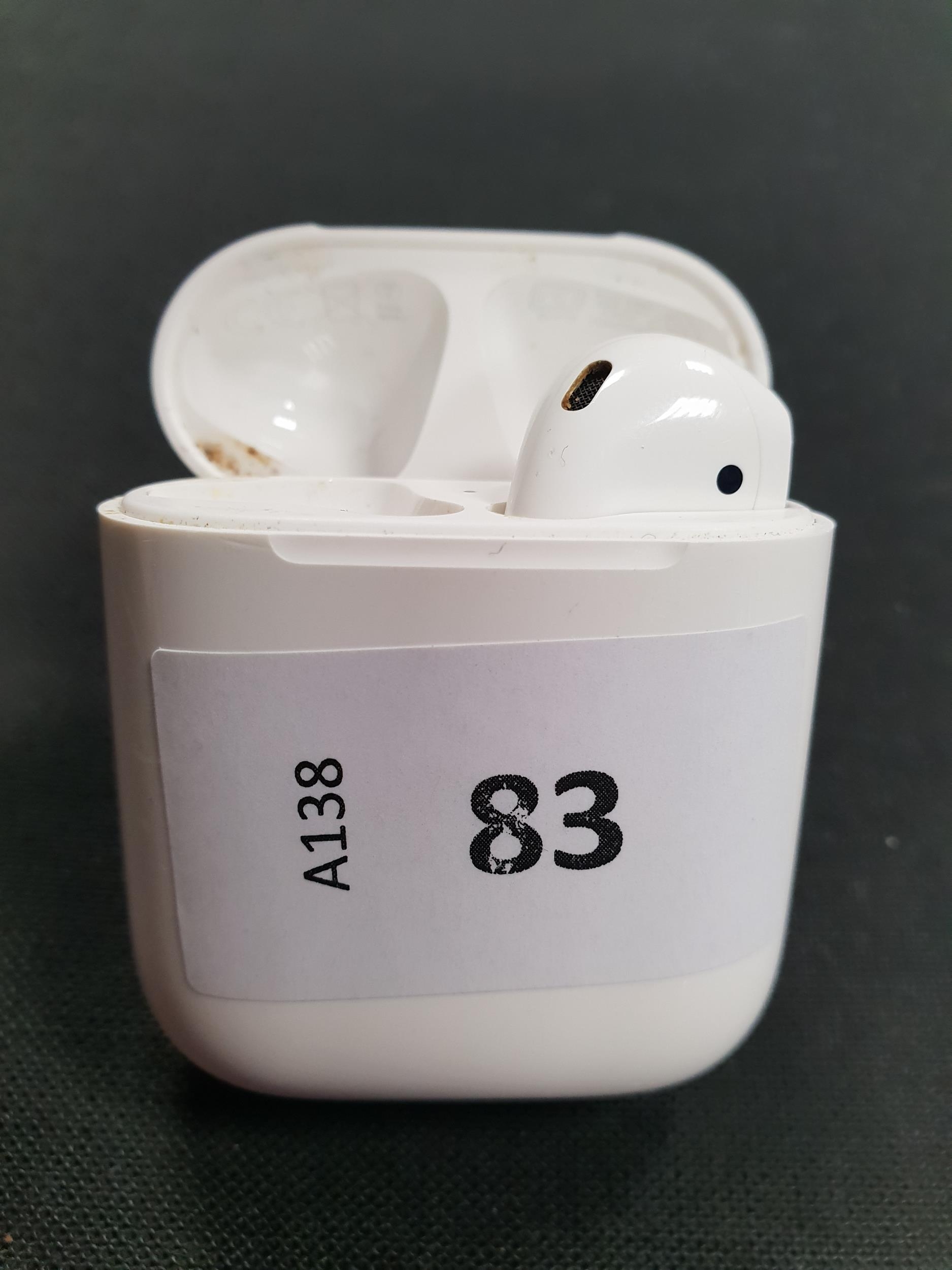 SINGLE APPLE AIRPOD 2ND GENERATION in Lightning charging case