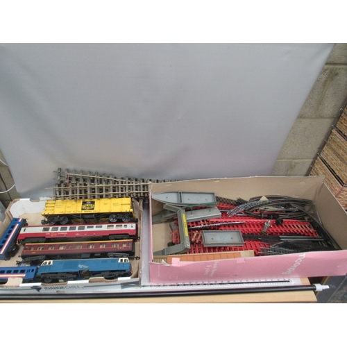 0 gauge train locomotive, coaches wagons track collection