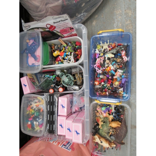 Large qty of toys etc