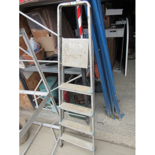 Set of metal steps