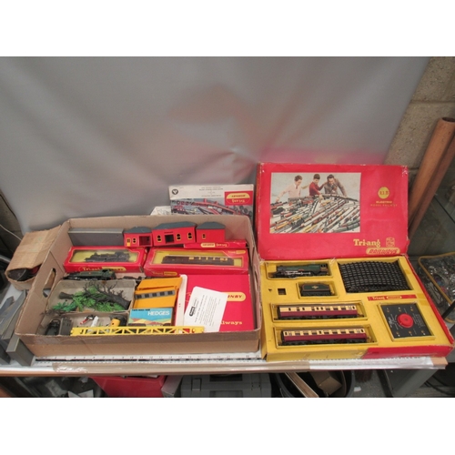 Tri-ang train set and accessories