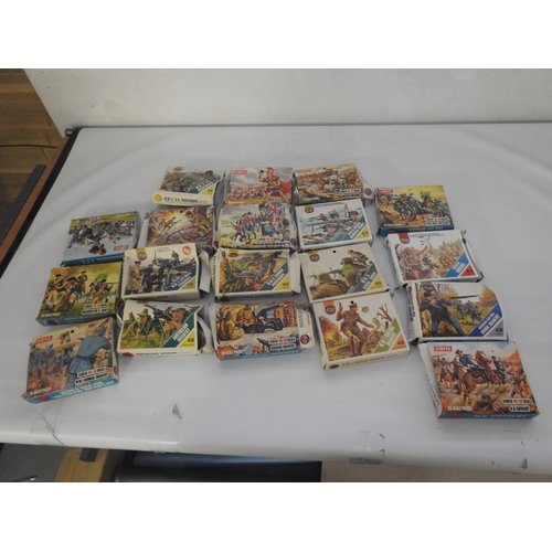 Vintage Airfix 1:72 soldiers collection with box's