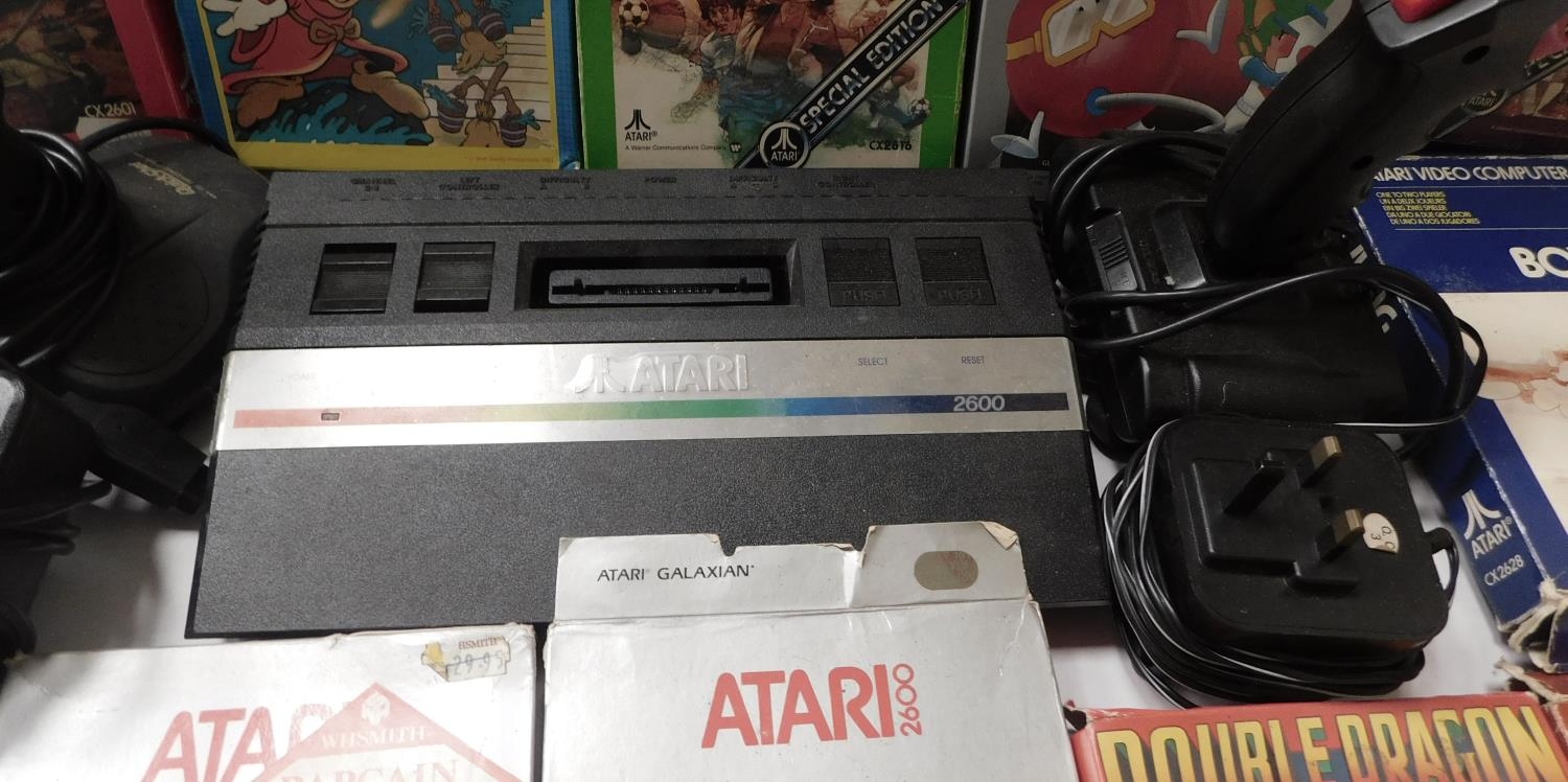 Retro 1970 Atari console with joystick & games (untested)