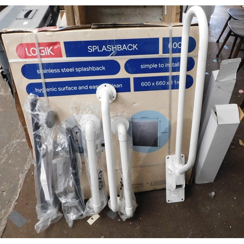 Collection of shower rails incl. Logik splash screen