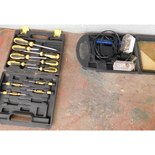 Box of Workzone screwdrivers and Powercraft model building/ engraving set