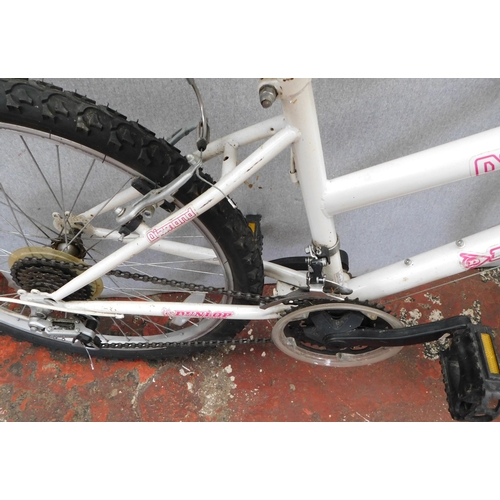 Diamond Dunlop mountain bike