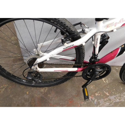 Barracuda Mountain Bike with 21 gears - serviced - good tyres