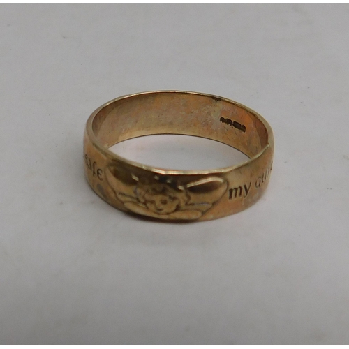 9ct gold 'Guardian Angel' ring with inscription - size M - 2.66g
