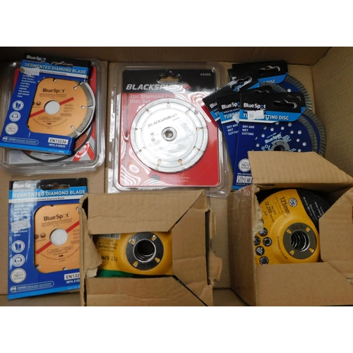 Box of disc cutting blades - 10 loose and two boxes