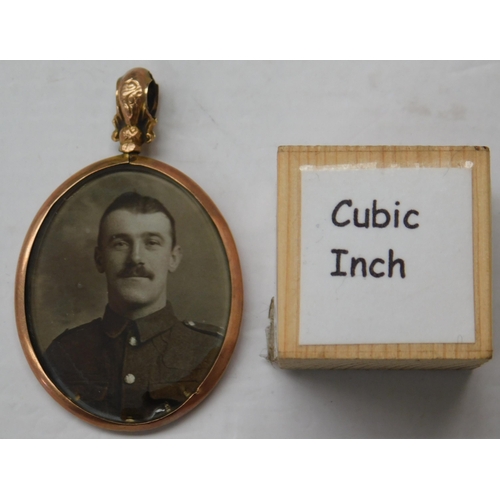Antique WWI double sided locket - 5.7g