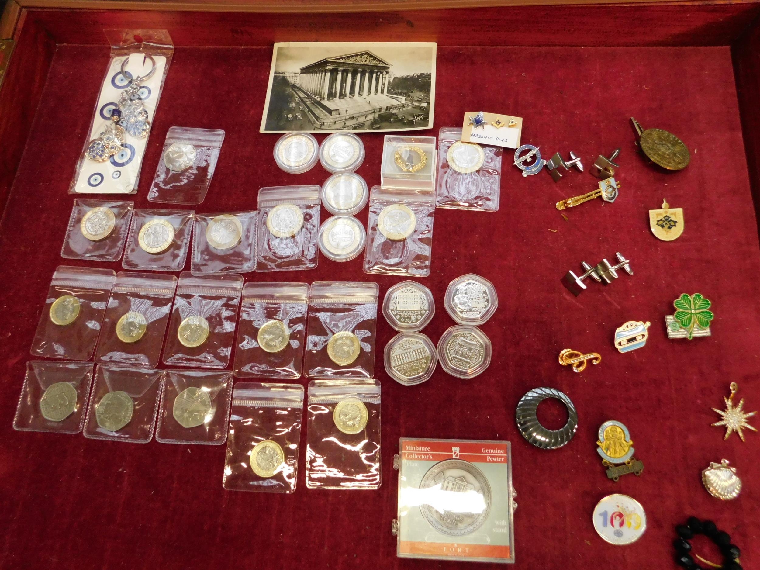 Display box of collectable items (24 x 18 x 4") - incl. collectable ...