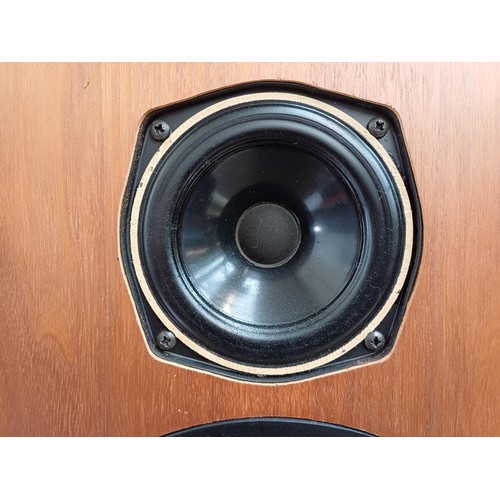 A pair of 1970s Mission Electronics 730 8Ω three-way hi-fi speakers ...