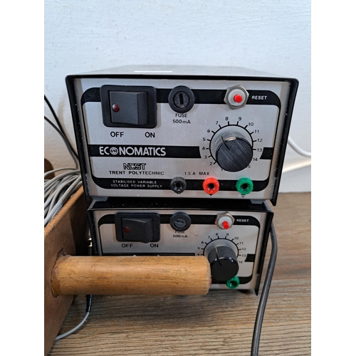 A collection of vintage items to include two Economatics ECON511 ...