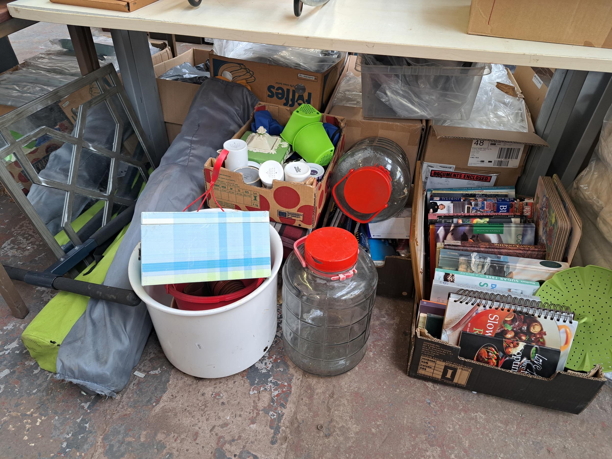 Eight boxes containing a quantity of house clearance items to include ...