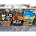 Four boxes containing French Apilco green and gold coffee cups and ...